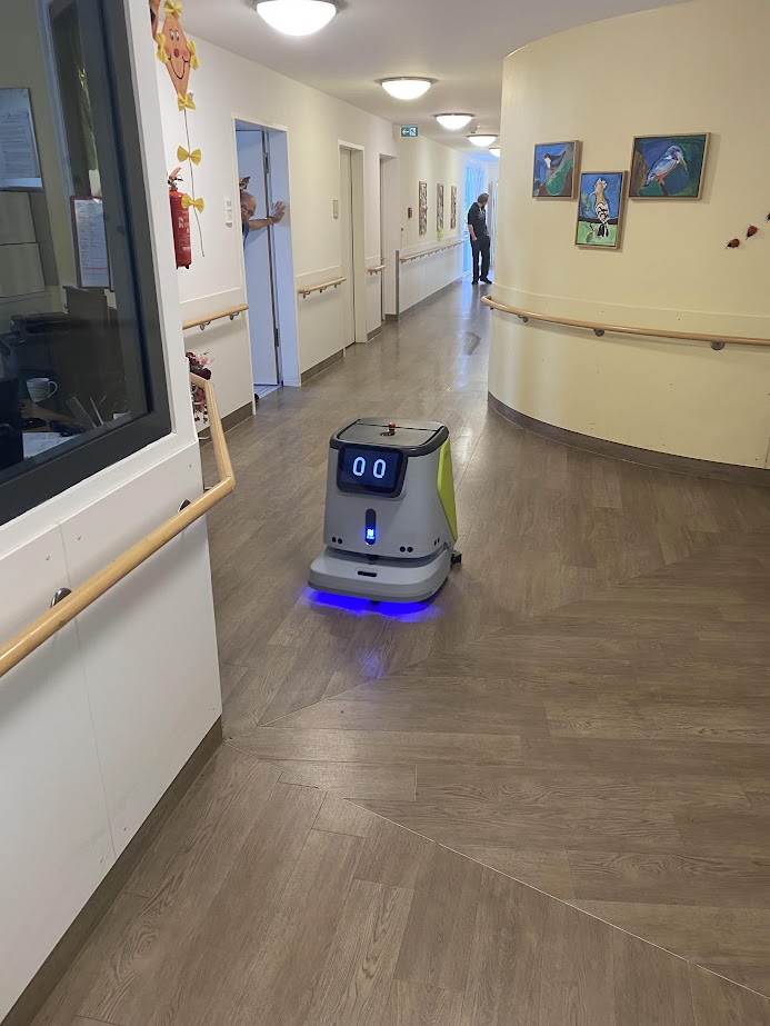 Professioneller Reinigungsroboter CC1 Von Pudu Alpha11 Service Roboter